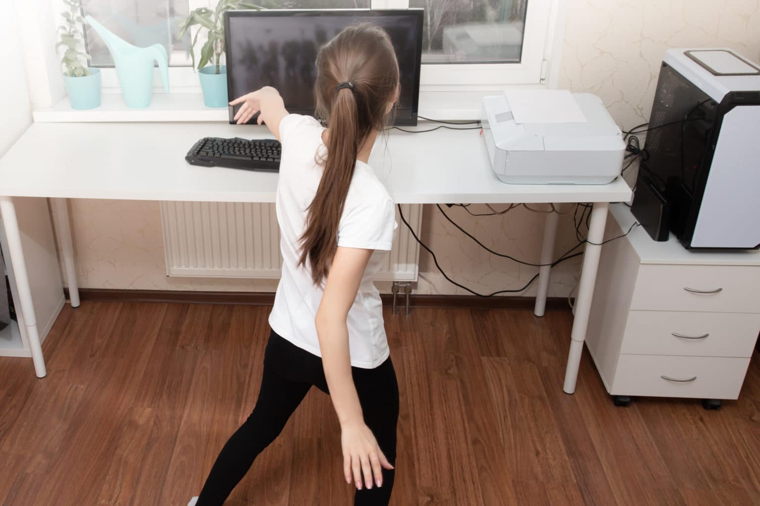 Tips For Overcoming Zoom Fatigue - SixFeetApart Tips For Overcoming Zoom Fatigue - SixFeetApart